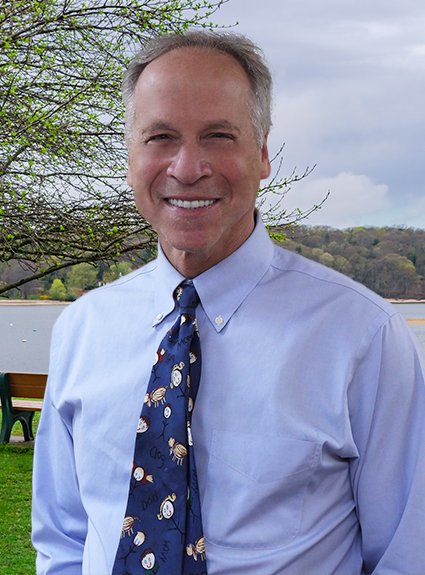 Dr. Gary Selmonsky | Veterinarian | Islip Animal Hospital | Islip, NY